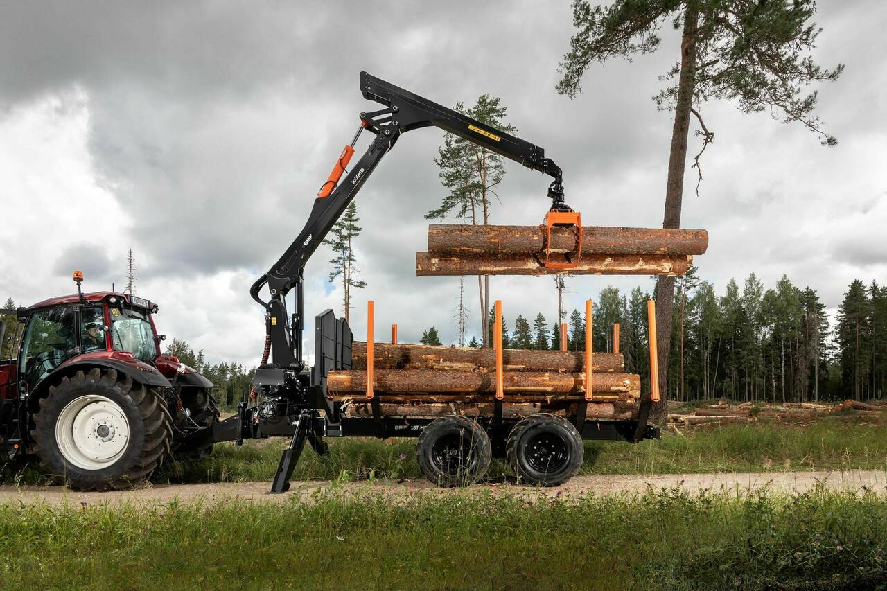 High-quality log cranes — BMF Forestry Trailers & Cranes